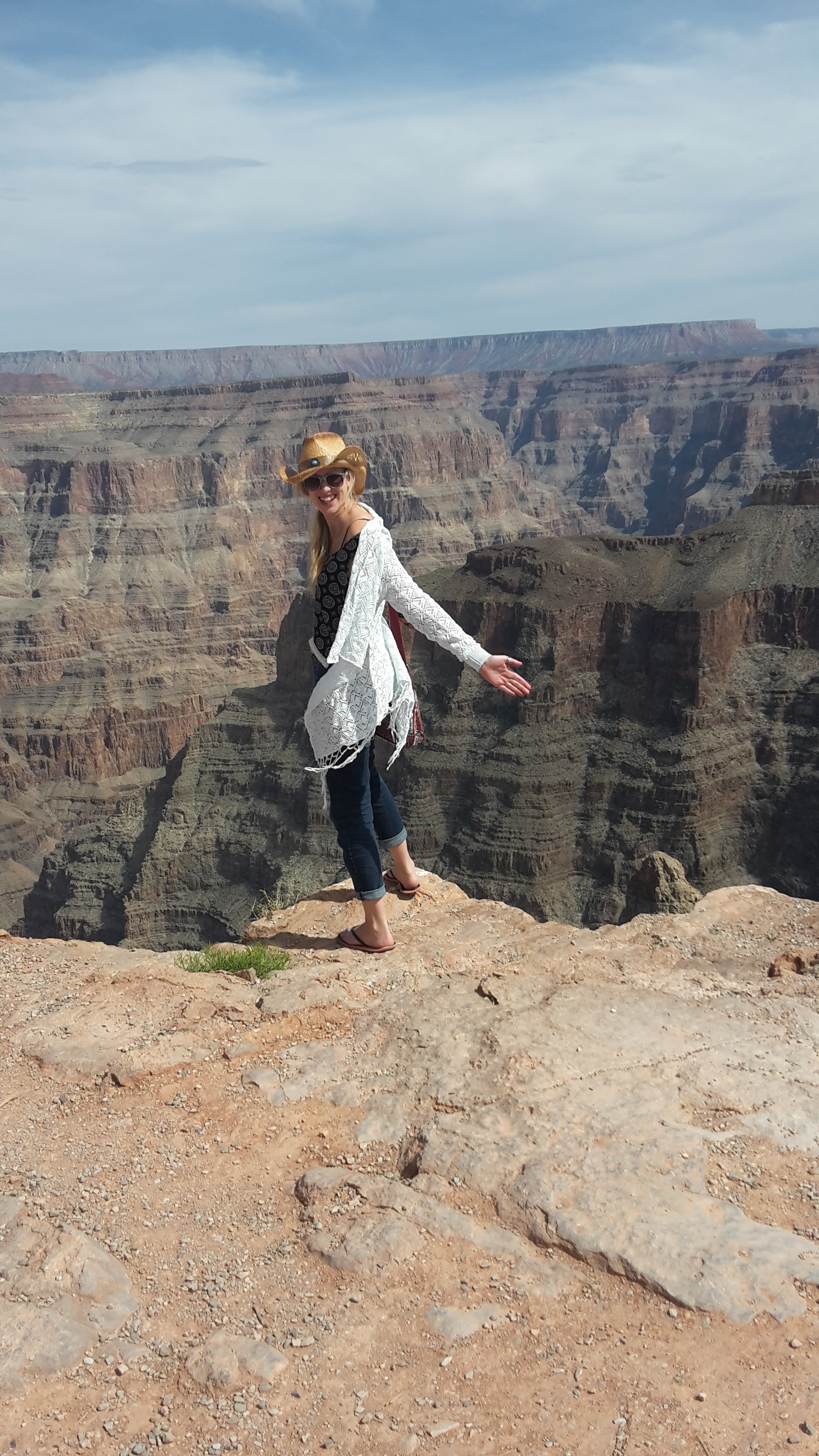 About Me - Stumbling Across The World